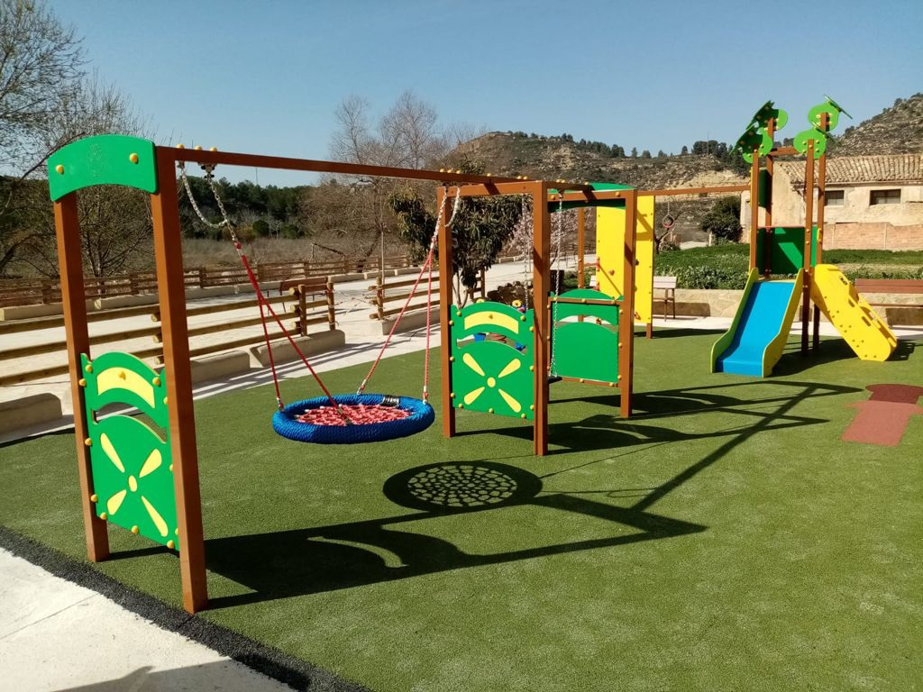 Nueva Instalación de Parque Infantil - Caseres (Tarragona) | Neopark S.L